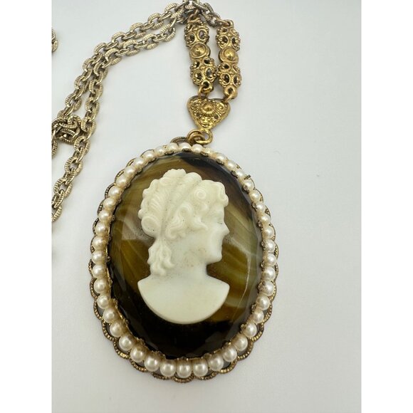 Western Germany | Jewelry | West Germany 95s Gold Tone Art Glass Agate ...